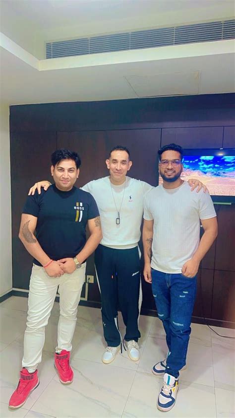 Logisticsinnovation Electricvehicles Teamwork Sustainability