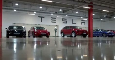 美 Ira 전기차업계 판도 바꾼다…테슬라 가격 인상·제네시스도 세액공제