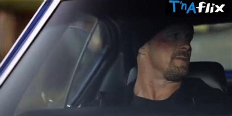 Laura Vandervoort Sexy Scene In Damage