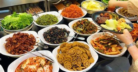 이런 여행 푸짐한 시장 뷔페 아늑한 마을 호텔 황오동을 아시나요