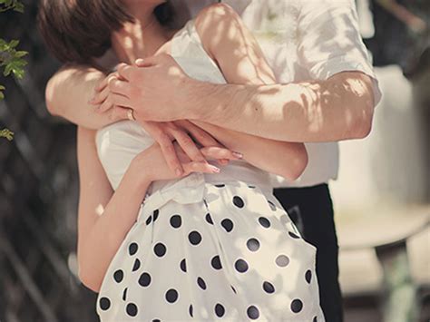 What Does Pda Mean The Importance To Your Relationship