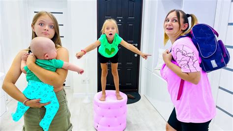 ДЕРЗКАЯ МАРГАРИТА поменялась жизнями с мамой на 24 ЧАСА Маргарита Лера и Марк Youtube