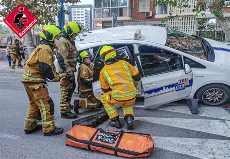 Una Persona Herida En Un Accidente De Trafico En Juan Fuster Zaragoza