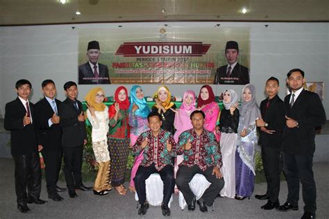 Harapan Dosen FSH Pada Yudisium Periode Pertama Tahun 2017 – Fakultas ...
