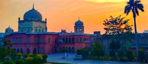 জান্নাতুন নিসওয়ান মহিলা মাদরাসা