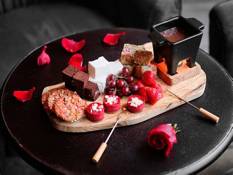 14 Restaurants With Valentines Day Specials Atlanta The Infatuation