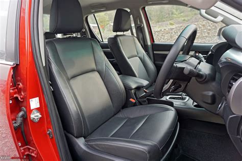 Toyota Hilux Review Team Bhp