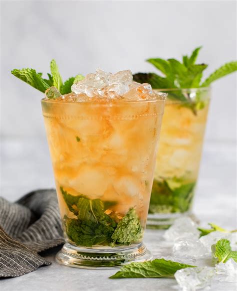 Mint Julep Cocktail Recipe Mint Julep Recipe Chew Out Loud