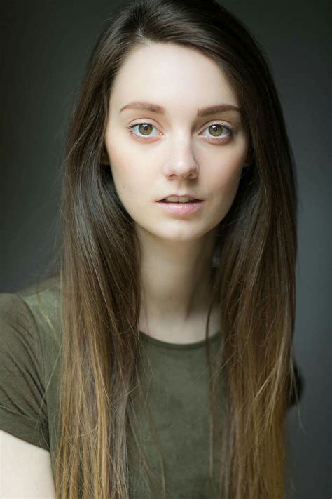 Tanya Reynolds As Isobel Outlander Starz Outlander Outlander Tv