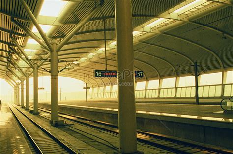 역 사진 무료 다운로드 Lovepik