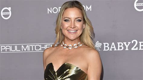 Kate Hudson In Bathing Suit Salutes My Brood — Celebwell