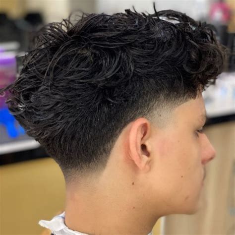 Transform Your Look With A Blowout Taper For Curly Hair Goldsupplier