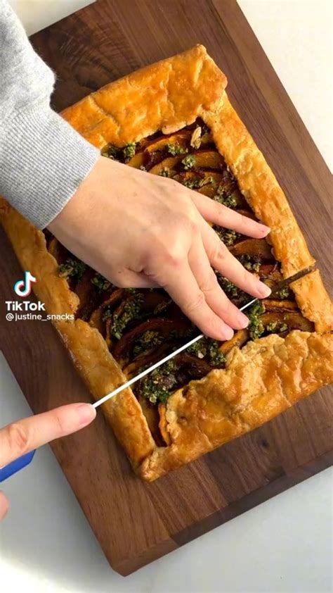 Pumpkin Tarte Tik Tok Pumpkin Tarts Pumpkin Recipes Roast Whole Pumpkin