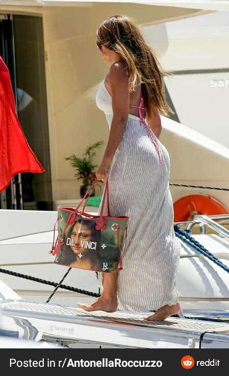 Pin på Antonella Roccuzzo