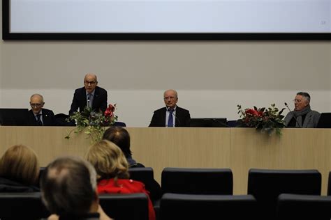 Consegnata La Targa Al Merito A Raffaele Testolin Qui Uniud