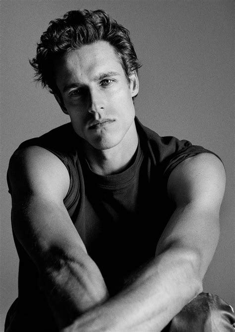 Jordan Stenmark D`management