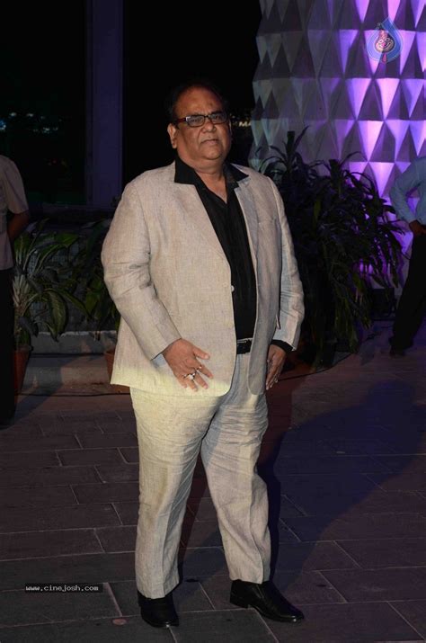 Celebs At Smita Thackeray Son Wedding Reception Photo 25 Of 120