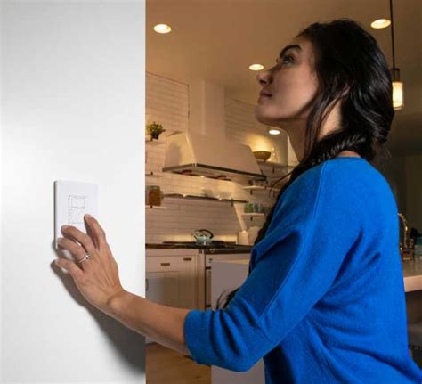 pico smart remote for audio caséta by lutron