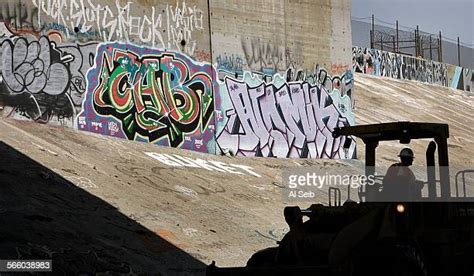 Youtubecom Photos And Premium High Res Pictures Getty Images