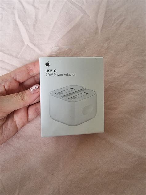 Apple Usb C W Power Adapter Mobile Phones Gadgets Mobile Gadget Accessories Chargers