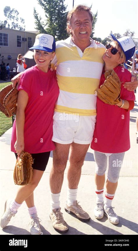 Nov 15 1989 Los Angeles Ca Usa Judith Borne With Quin Redeker And Schae Harrison Stock