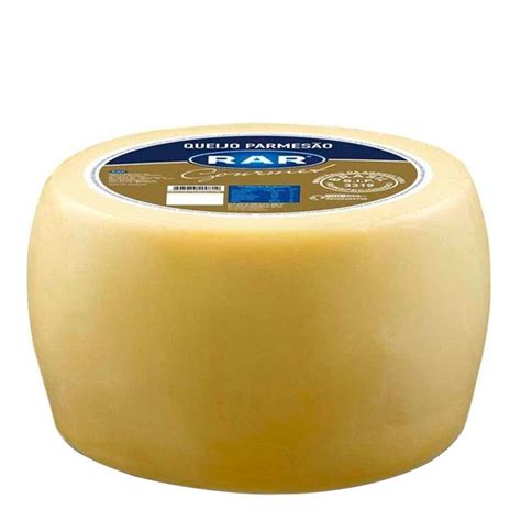 Queijo Parmesão Gourmet Forma Inteira Rar Unidade Hortifruti