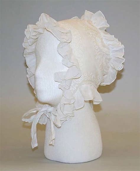 Pin By 𝒕𝒂𝒚𝒄𝒊𝒆 On Taycies Aesthetics ᙏ̤̫ Regency Era Fashion Regency Fashion Bonnets