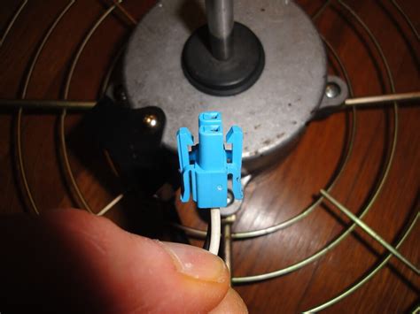 Help Identifying A Connector Rectangular Connectors Digikey Techforum An Electronic