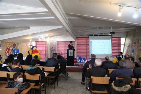 کارت همیار ترافیک برای کودکان و نوجوانان منطقه ۱۰ صادر می‌شود