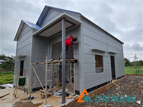 Giá Thi Công Tấm Panel Chuyên Nghiệp Trọn Gói Chi Tiết