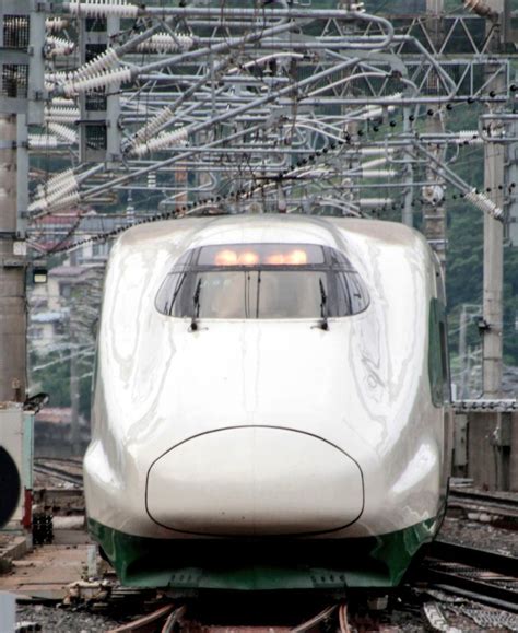つばさ51号 On Twitter 実は最近も（引き続き）こっそり撮っているe3系銀つばとe2系200系カラー ゞ