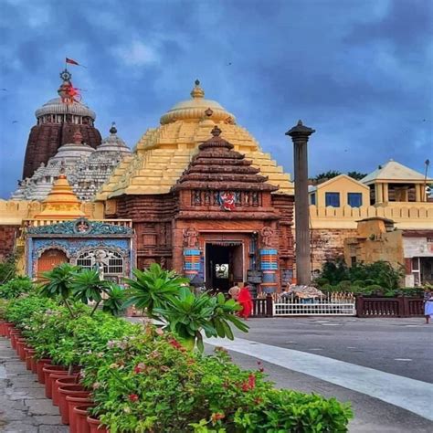 Amazing Puri Jagannath Temple India Navrang India