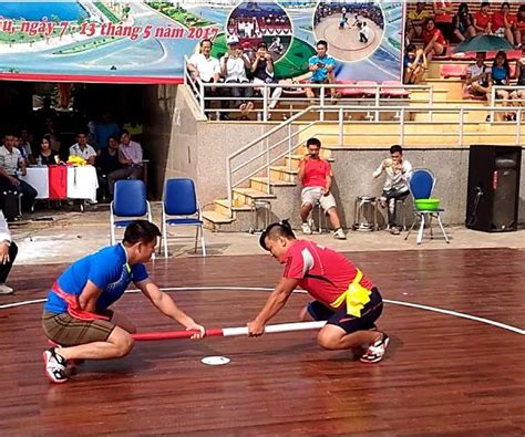 C Y G Y Thi U M N Y G Y