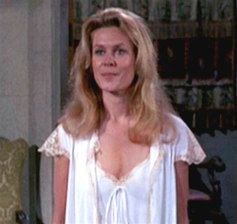 Pin By Jos Lozada On Actrices Bonitas Elizabeth Montgomery Bewitched