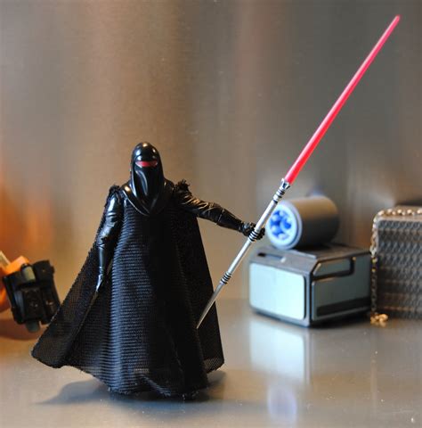 ACTION FIGURE EMPIRE: Shadow Guard: Jumping At Shadows!