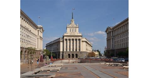 Правната комисия отхвърли ветото на президента върху Закона за държавните имоти