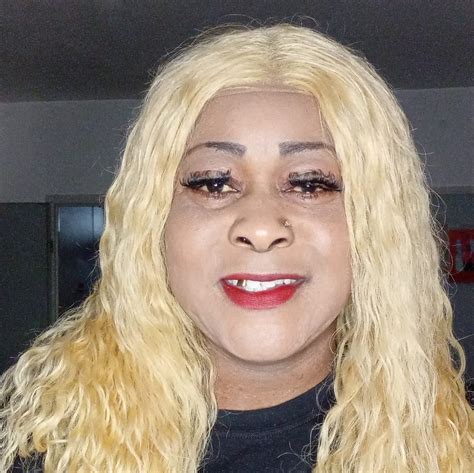 Queens Mother On Reels