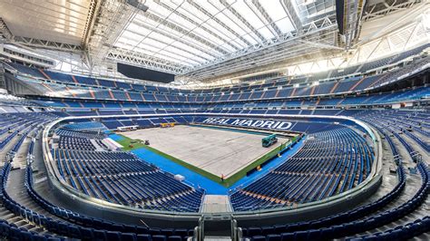 Real Madrid Supporters Unhappy With Santiago Bernabeu Renovations