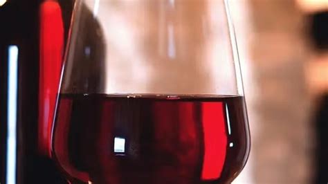 Ruby Red The Vibrant Heart Of Red Wine 🍷