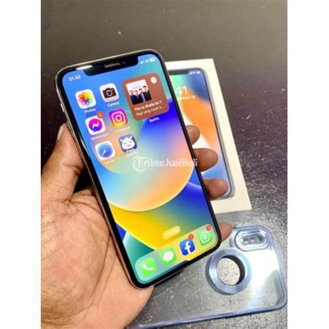 HP IPhone X Bekas 256 GB Warna Silver Siap Pakai Bergaransi Harga Terjangkau Di Semarang