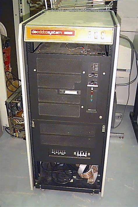 Ill Central Computer Group Ill Neutrons For Society