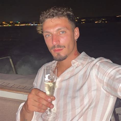 Andrearossini • Threads Say More