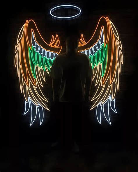 ‎تابلوسازینئونال ای دیفوتو نئون‎ ‎بال فرشته پر طرفدار 😍👌 جهت دیدن