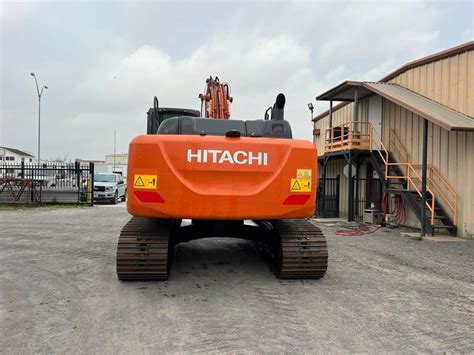 Hitachi Zx210lc 6 Red Bull Equipment