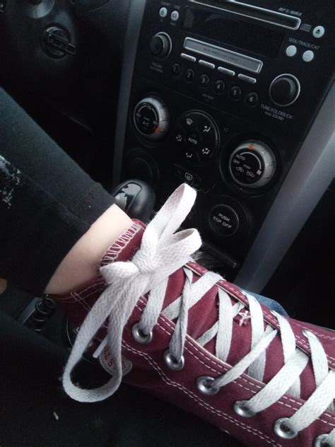 The Way My Girlfriend Tied Her Shoes Rmildlyinteresting