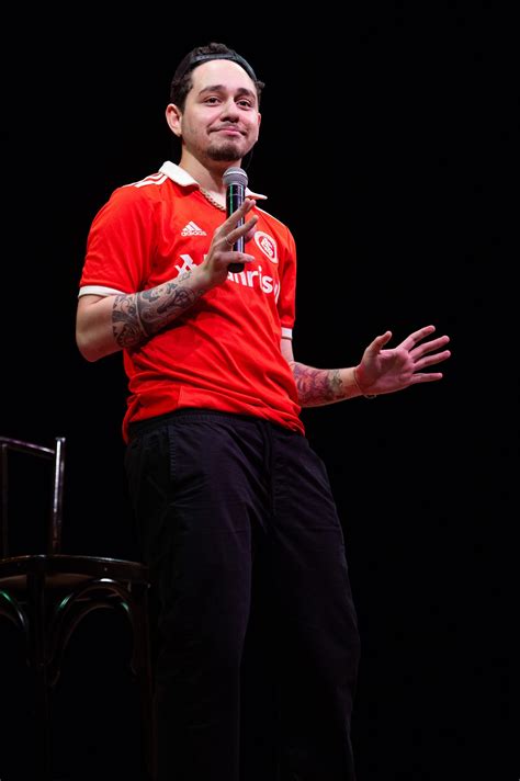 Gio Lisboa Atra O Em Cuiab Com Show De Com Dia Fora Da Casinha Circuito Cuiab