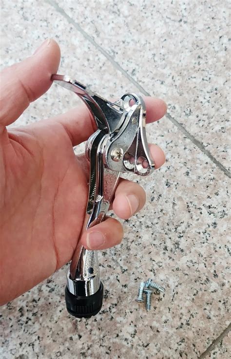 현관 도어스토퍼 말발굽 설치 확실한 고정 방법 말굽 네이버 블로그