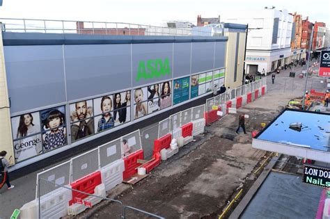 Asda Staff Scared As Car Park Becomes Hotspot For Sex Drinking And