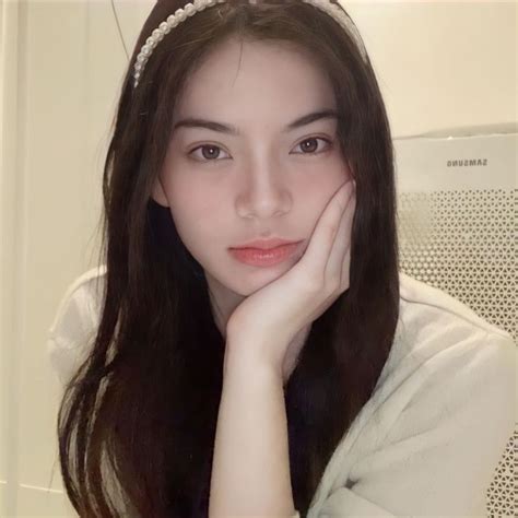 Pin By Luqma On Wanita Bertato Cute Girls Pretty Girl