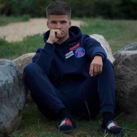 Callum Joyce Bio Birthday Age Video Cameo